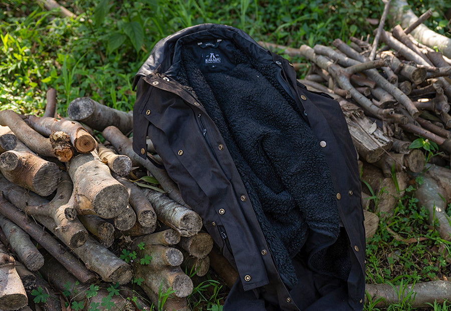 Guide to Remove Mould from Oilskin Coats and Keep Them Fresh – Kakadu ...